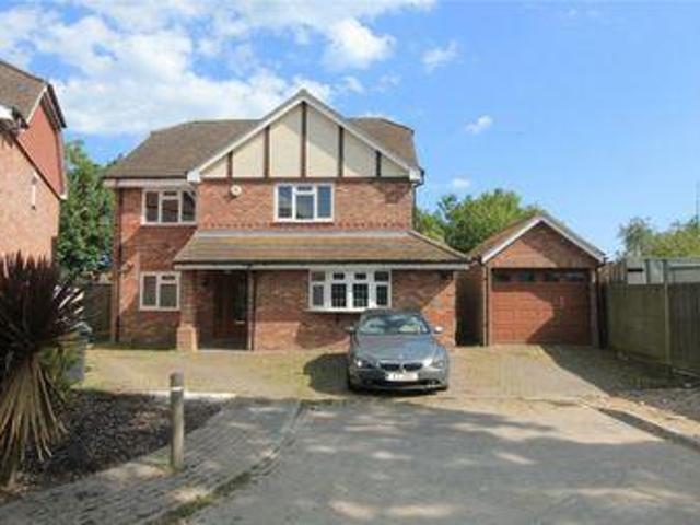 5 Bedrooms Detached house for sale in Rafati Way, Bexhill On Sea, East Sussex TN40