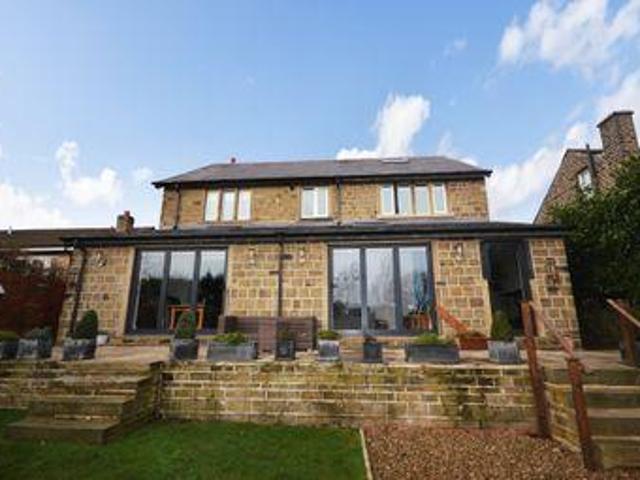 5 Bedrooms Detached house for sale in Station Road, Shepley, Huddersfield HD8