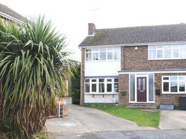 5 Bedrooms Detached house for sale in Sycamore Grove, Braintree, Essex CM7