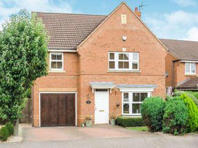 5 Bedrooms Detached house for sale in Sandleford Drive, Elstow, Bedford MK42