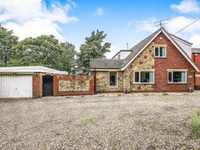 5 Bedrooms Detached house for sale in Saunders Lane, Hutton, Preston, Lancashire PR4