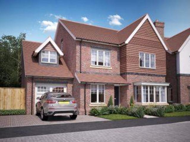 5 Bedrooms Detached house for sale in The Street, Mortimer RG7