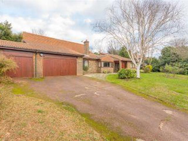 5 Bedrooms Detached house for sale in Tongdean Avenue, Hove BN3