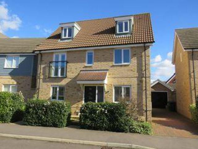 5 Bedrooms Detached house for sale in Vickers Way, Upper Cambourne, Cambridge CB23