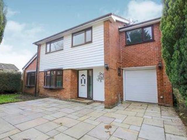 5 Bedrooms Detached house for sale in Wentworth Close, Marple, Stockport, Cheshire SK6