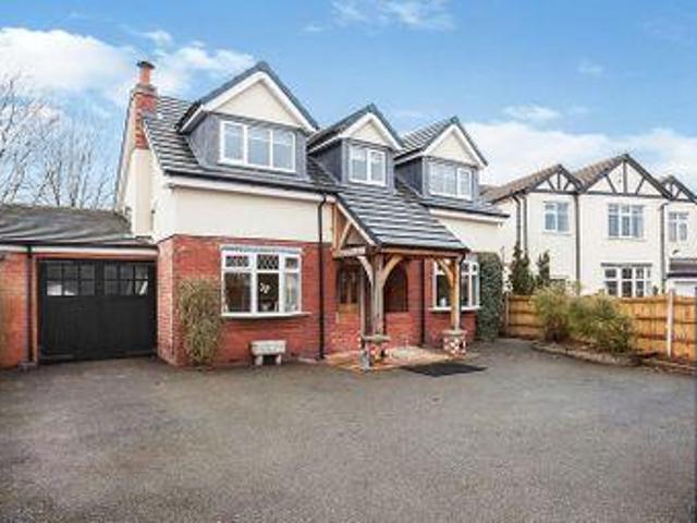 5 Bedrooms Detached house for sale in Whirley Road, Macclesfield SK10