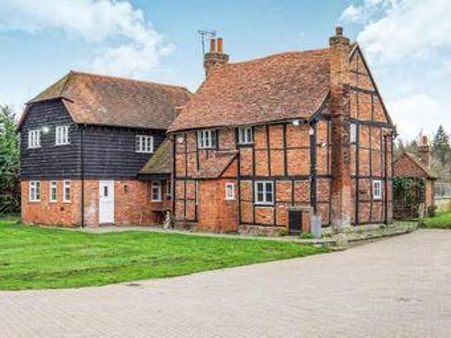 5 Bedrooms Detached house for sale in White Waltham, Maidenhead, Berkshire SL6