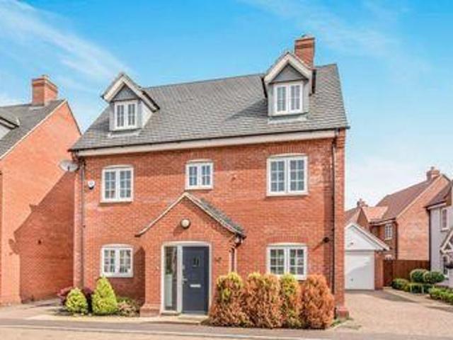 5 Bedrooms Detached house for sale in Woodpecker Gardens, Wixams, Bedford, Bedofrdshire MK42