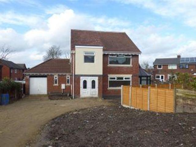 5 Bedrooms Detached house for sale in Wolstenholme Avenue, Bury BL9