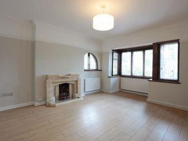 5 Bedrooms End terrace house for rent in Crieff Rd, London SW18