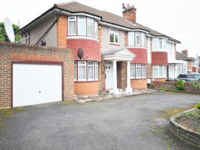 5 Bedrooms End terrace house for rent in Friars Place Lane, Acton, London W3