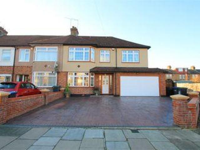 5 Bedrooms End terrace house for sale in Norfolk Road, Enfield EN3