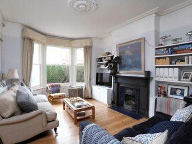 5 Bedrooms End terrace house for sale in Sainfoin Road, London SW17