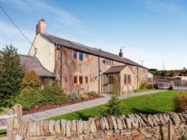 5 Bedrooms Equestrian property for sale in Strinesdale, Oldham OL4