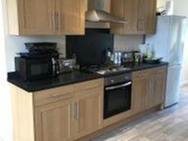 5 Bedrooms Flat for rent in Cross Bedford Street, Sheffield S6