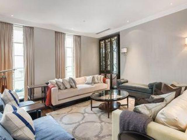 5 Bedrooms Flat for rent in Culross Street, London W1K
