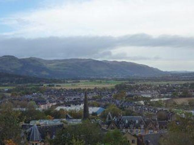 5 Bedrooms Flat for rent in Bow Street, Stirling Town, Stirling FK8