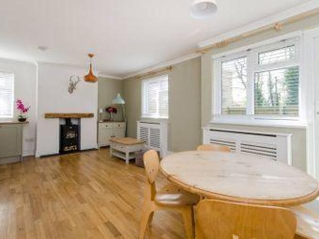5 Bedrooms Flat for rent in Glen Albyn Road, Southfields SW19