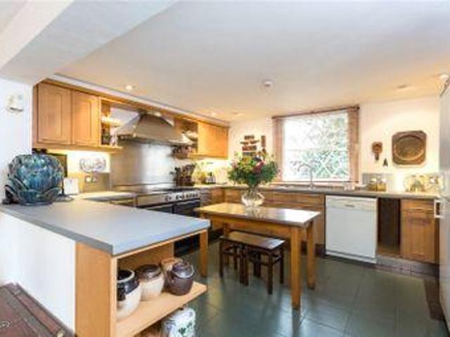 5 Bedrooms Flat for rent in De Beauvoir Square, London N1
