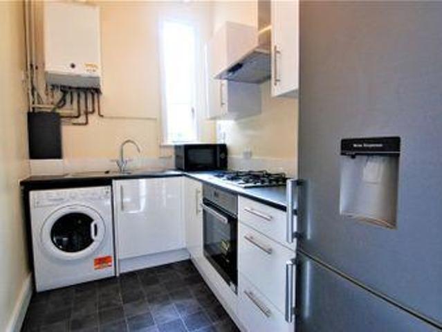 5 Bedrooms Flat for rent in Holloway Road, Archway, London N19