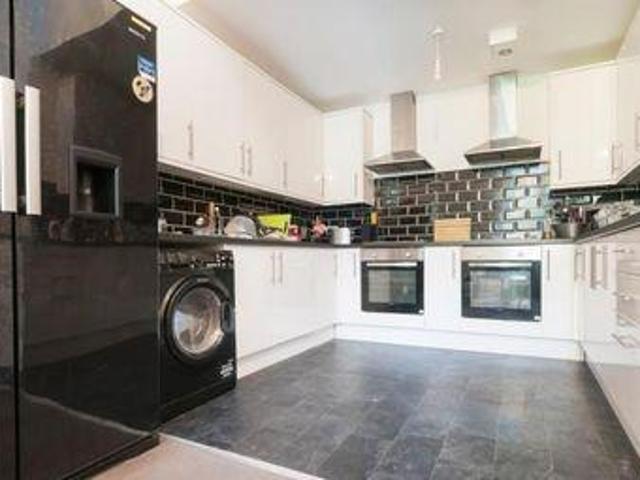 5 Bedrooms Flat for rent in Hope Park Terrace, Meadows, Edinburgh EH8