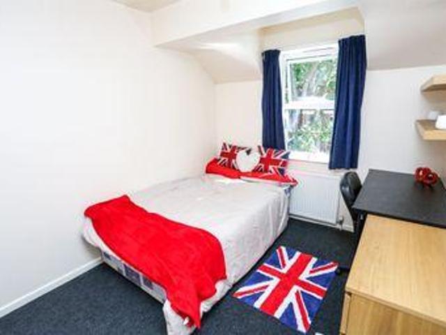 5 Bedrooms Flat for rent in Lenton Boulevard, Lenton, Nottingham NG7