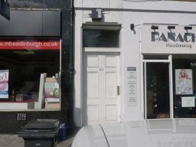 5 Bedrooms Flat for rent in Morningside Road, Morningside, Edinburgh EH10