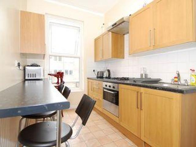 5 Bedrooms Flat for rent in Malden Road, Kentish Town, London NW5