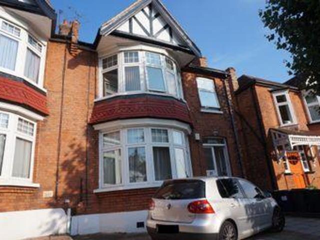 5 Bedrooms Flat for rent in Stanhope Avenue, London N3