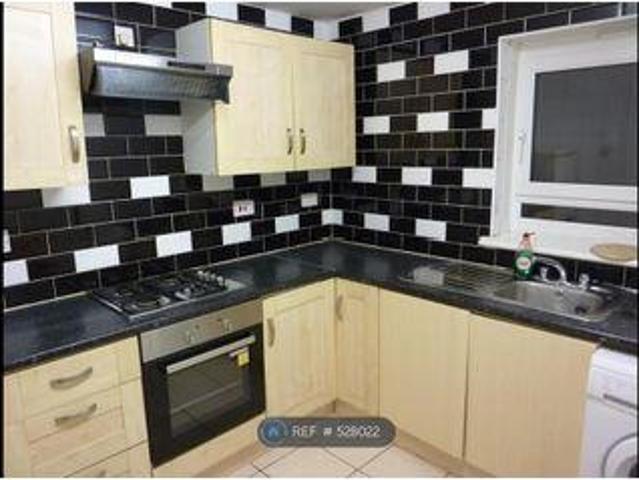 5 Bedrooms Flat for rent in Patrick Connolly Gardens, London E3