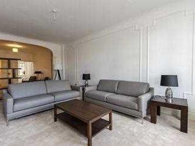 5 Bedrooms Flat for rent in Park Road, London NW8