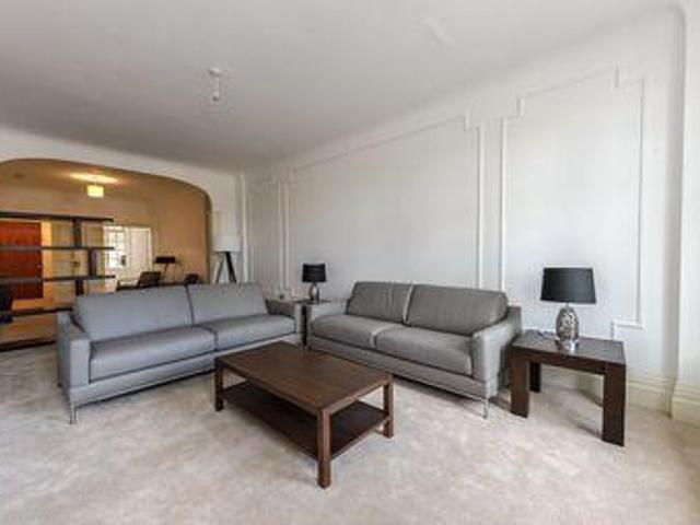 5 Bedrooms Flat for rent in Park Road, London NW8