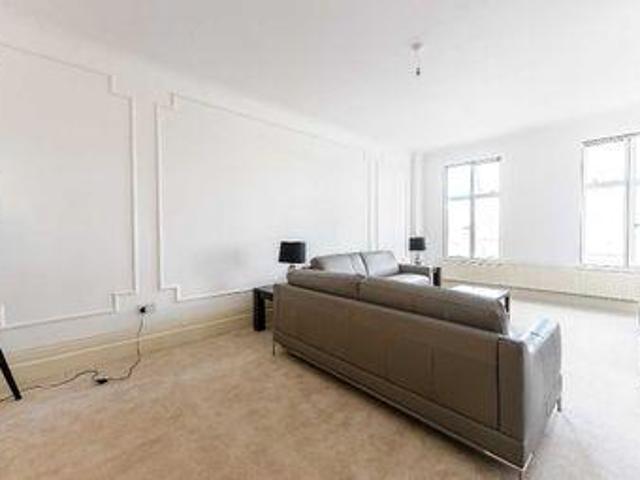 5 Bedrooms Flat for rent in Park Road, London NW8