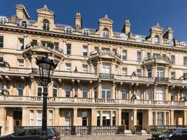 5 Bedrooms Flat for sale in Cambridge Gate, London NW1
