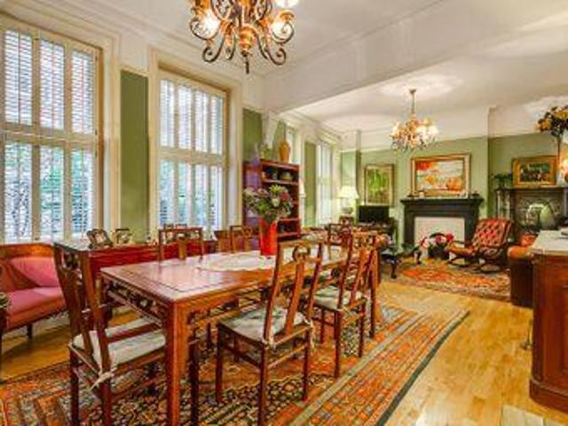 5 Bedrooms Flat for sale in Fitzgeorge Avenue, London W14