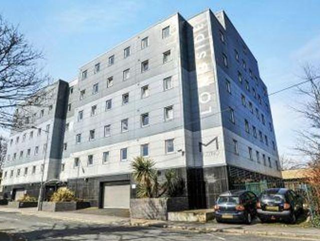 5 Bedrooms Flat for sale in Longside Lane, Bradford, West Yorkshire BD7