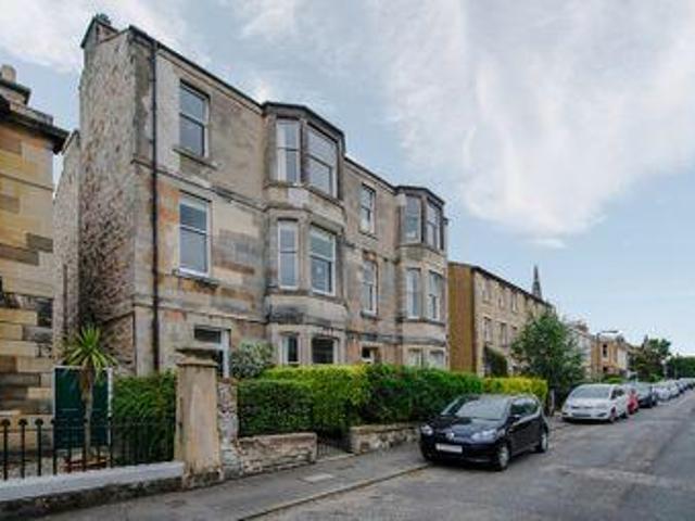 5 Bedrooms Flat for sale in Regent Street, Edinburgh EH15
