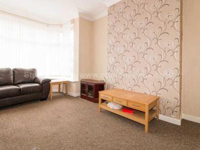 5 Bedrooms for rent in Murray Street, Salford M7