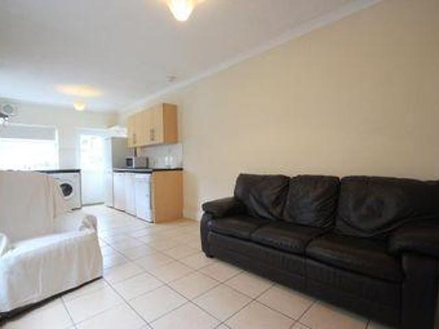5 Bedrooms for rent in Malefant Street, Roath, Cardiff CF24