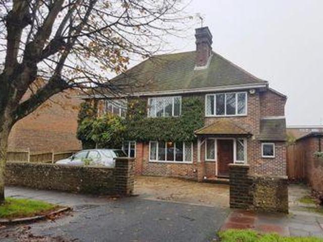 5 Bedrooms for rent in Manor Road, Worthing BN11
