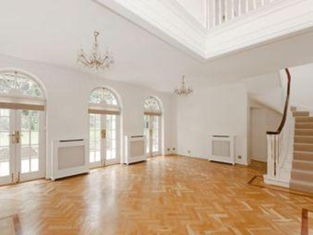 5 Bedrooms for rent in Beaumont Gardens, Hampstead, London NW3