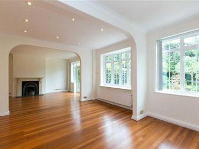 5 Bedrooms for rent in Boundary Road, London NW8