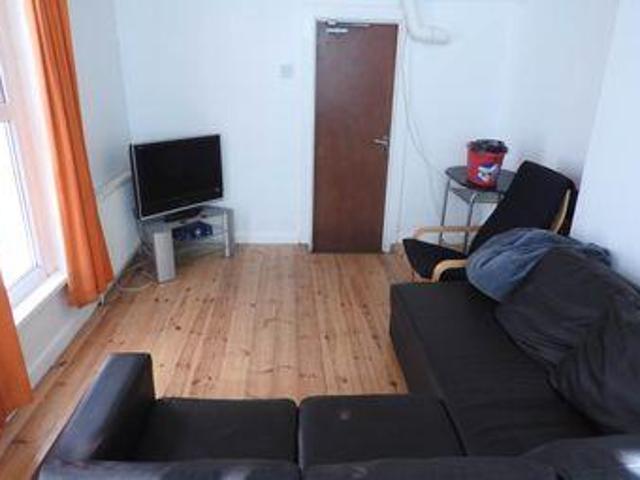 5 Bedrooms for rent in Brynmill Terrace, Brynmill, Swansea SA2
