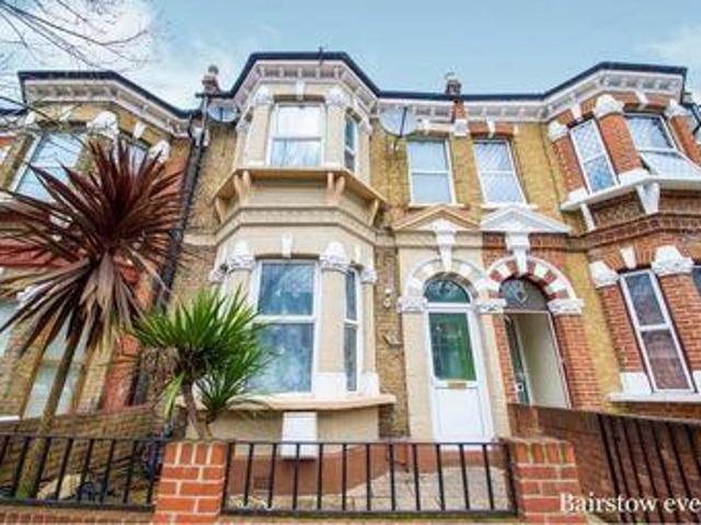 5 Bedrooms for rent in Cedars Avenue, London E17