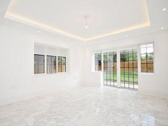 5 Bedrooms for rent in Chandos Way, Hampstead Garden Suburb NW11