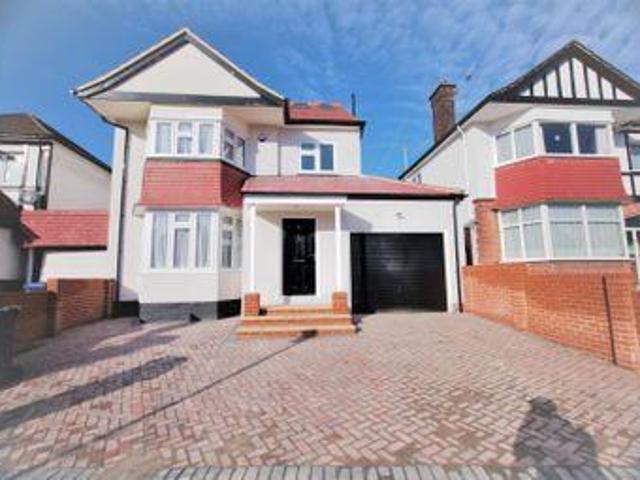 5 Bedrooms for rent in Denehurst Gardens, Hendon NW4