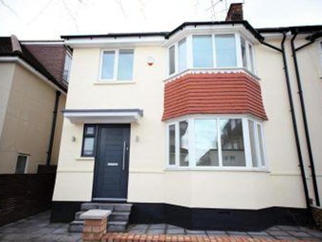 5 Bedrooms for rent in Elms Avenue, Hendon NW4