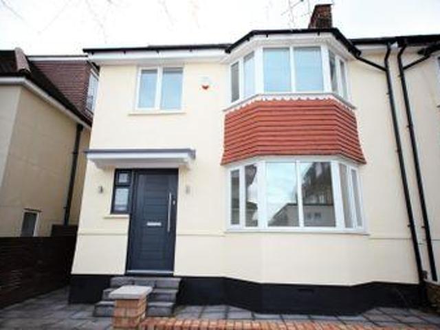5 Bedrooms for rent in Elms Avenue, Hendon NW4
