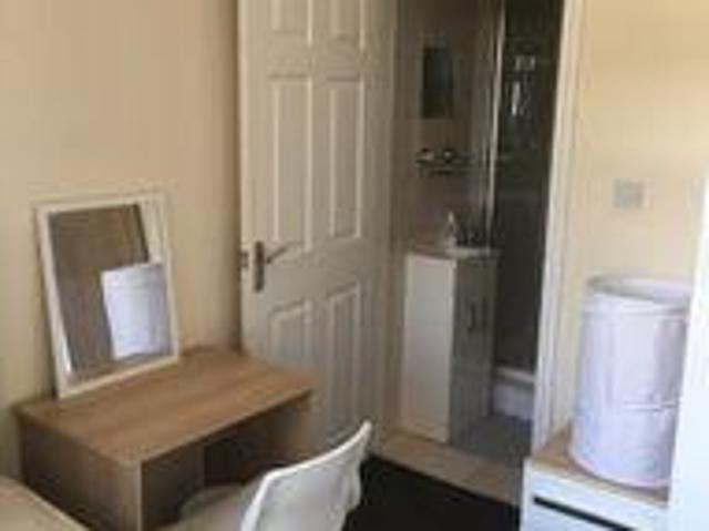 5 Bedrooms for rent in Freehold Street, Coventry CV1