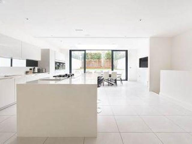 5 Bedrooms for rent in Gunterstone Road, London W14